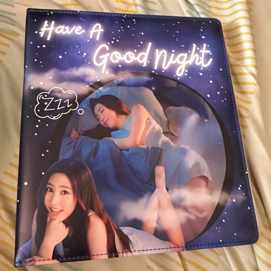 全新 現貨Collar Ivy So蘇雅琳 A5皮卡簿, 興趣及遊戲, 收藏品及紀念品, 明星周邊 - Carousell