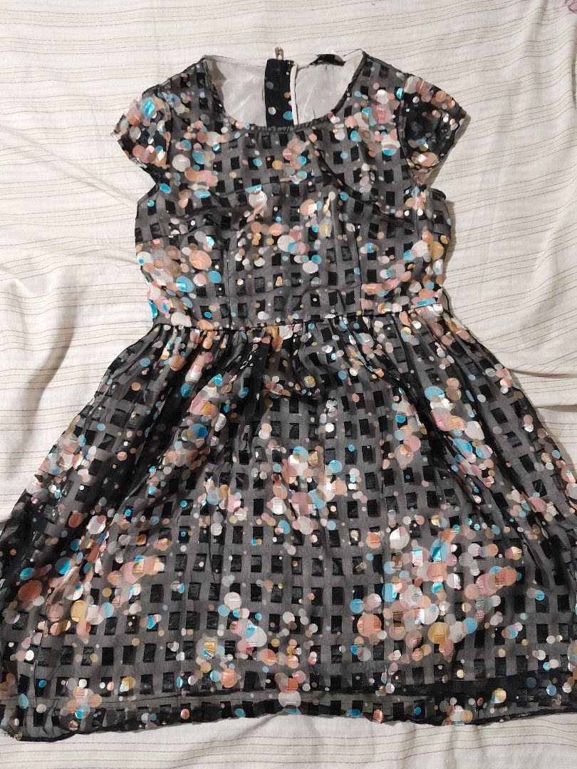 ASSORTED DRESSES AND TOP- 150 PER PIECE on Carousell