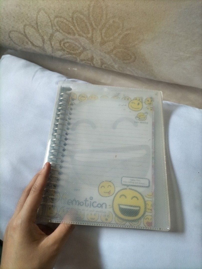 Binder 20 Ring a4 free kertas binder beberapa yg ada motif, Buku & Alat ...