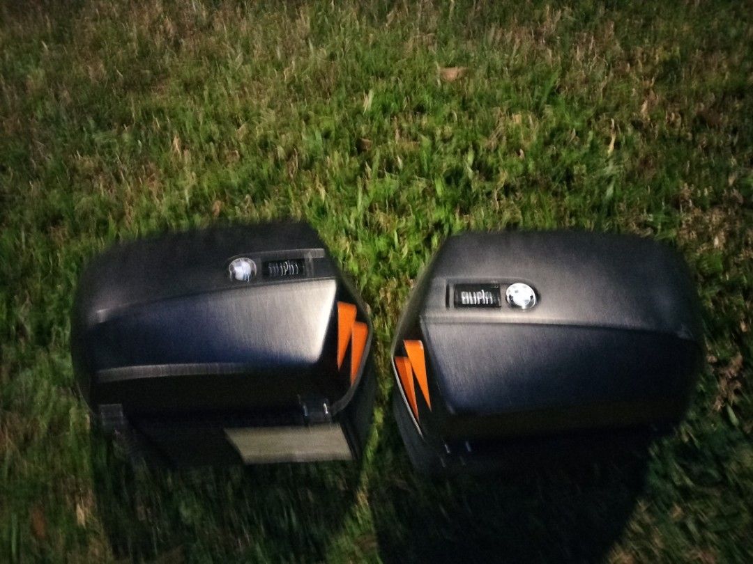 BMW Side Box with Bracket, Motorcycles, Motorcycle Accessories on Carousell