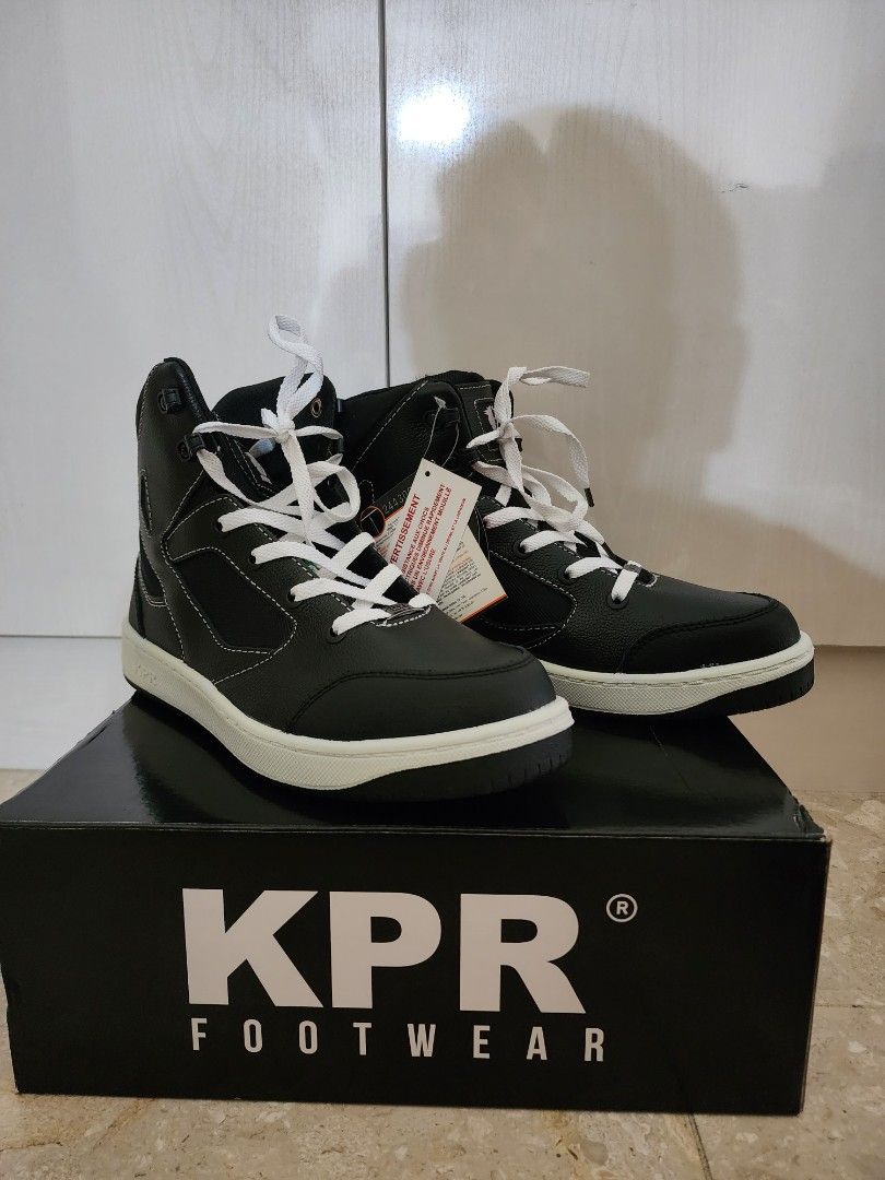 BNIB King Power Safety shoe, Men's Fashion, Footwear, Sneakers on Carousell