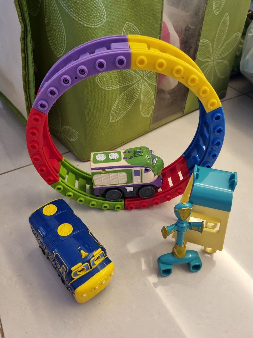 Chugginton train Loop the loop, Hobbies & Toys, Toys & Games on Carousell