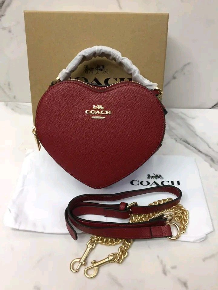 Coach Heart Bag Crossbody Bag Supplier, Women's Fashion, Bags & Wallets ...