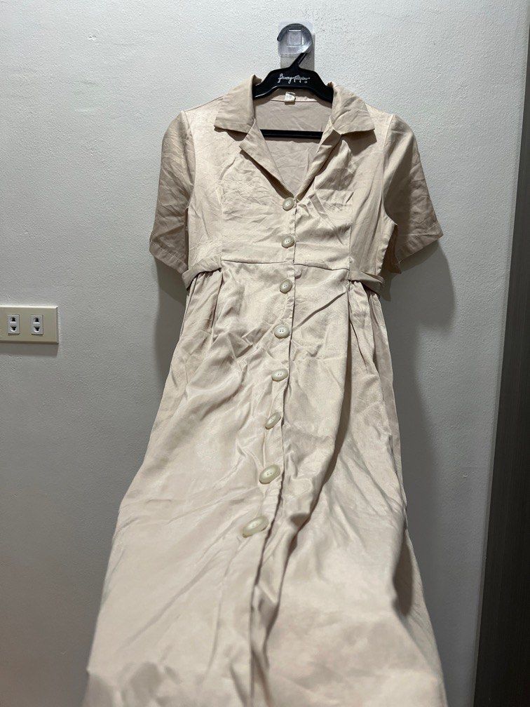 Coffee colored maxi dress on Carousell