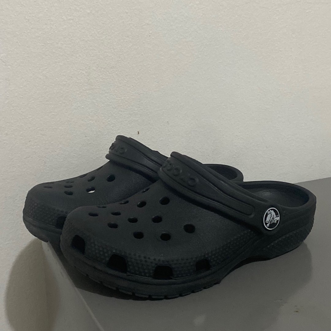 CROCS KIDS C10, Babies & Kids, Babies & Kids Fashion on Carousell