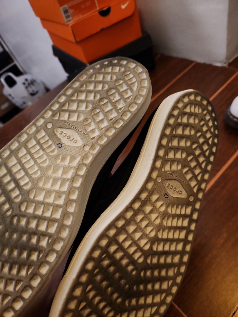 Cross shoes on Carousell