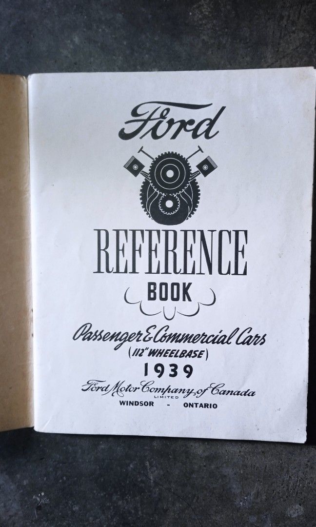 Ford reference book 1939.., Hobbies & Toys, Collectibles & Memorabilia ...