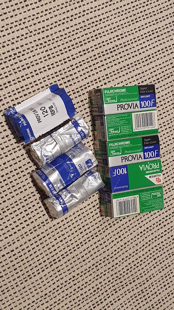 FUJI PROVIA RDPIII 100 iso 120 roll film.....new in packaging!!, Photography, Cameras on Carousell