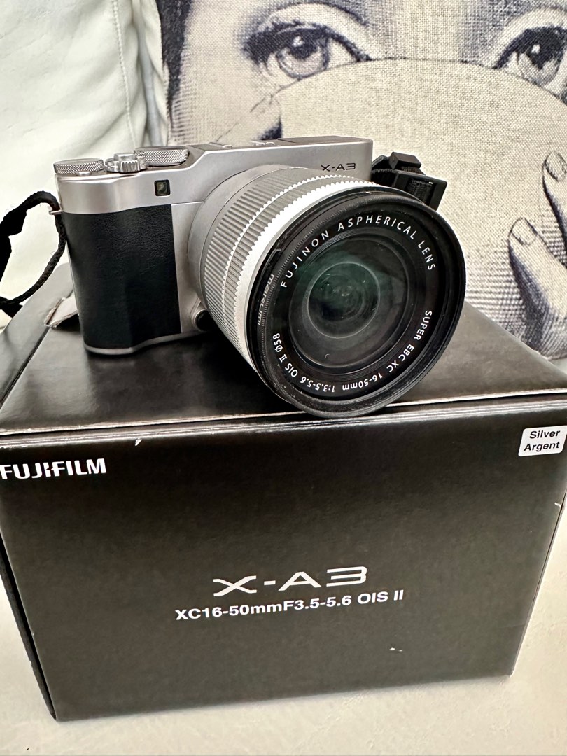 Fujifilm XA3 Mirrorless Camera, Photography, Cameras on Carousell