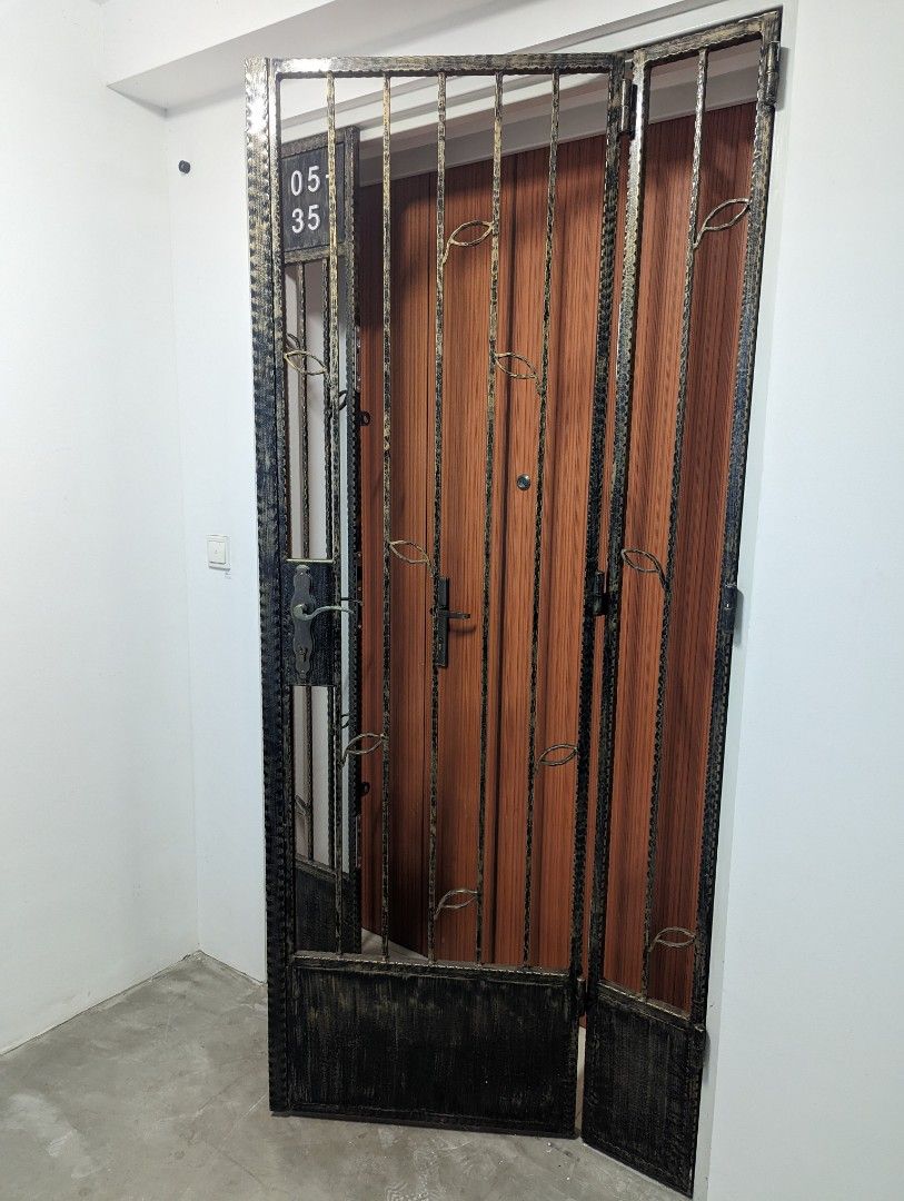 HDB 4 feet metal gate, Furniture & Home Living, Security & Locks, Locks ...