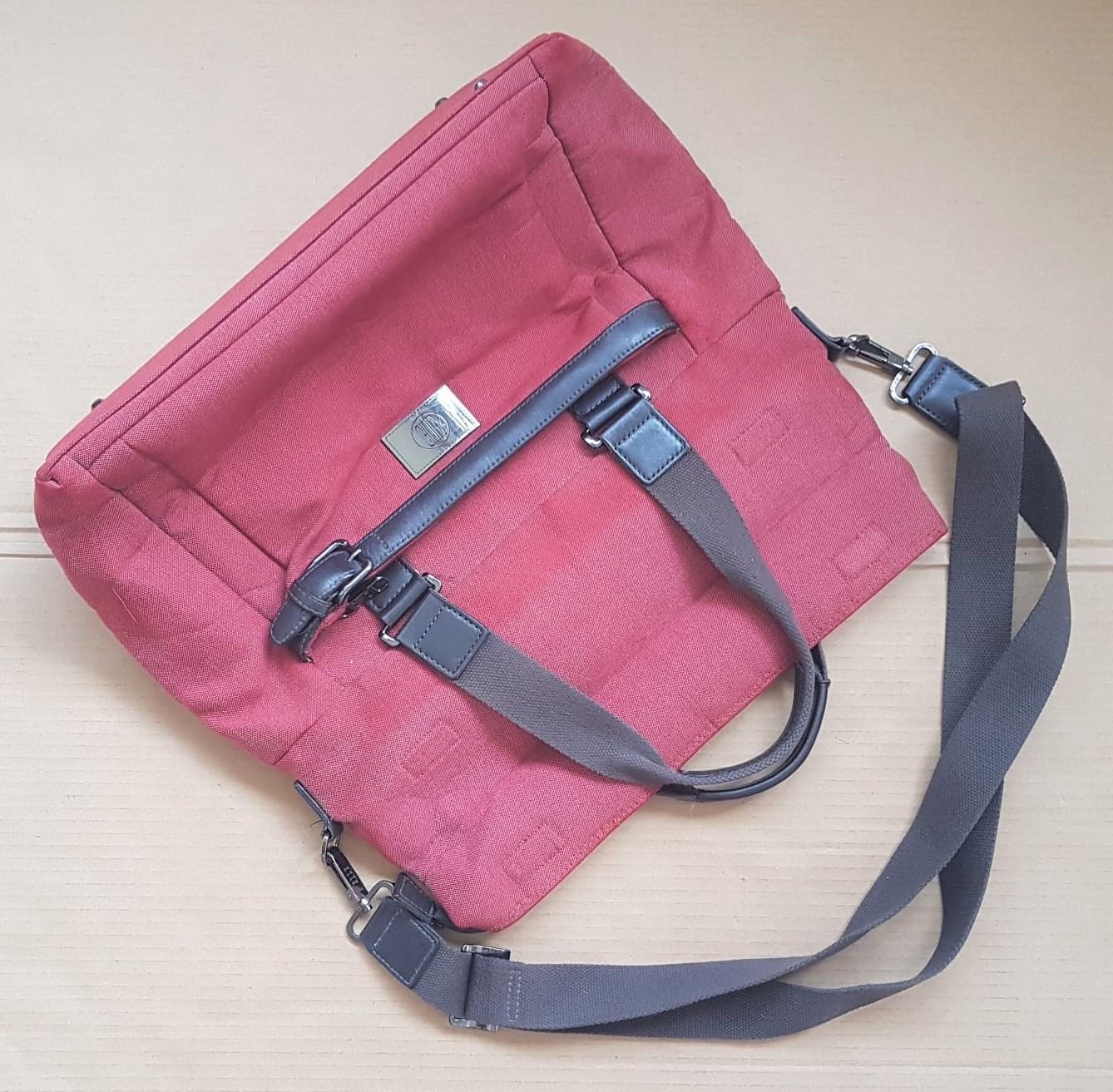 In-Vogue ELLE Paris Tote Bag, Laptop, Duffle Bag, Designer Bag, Cross ...