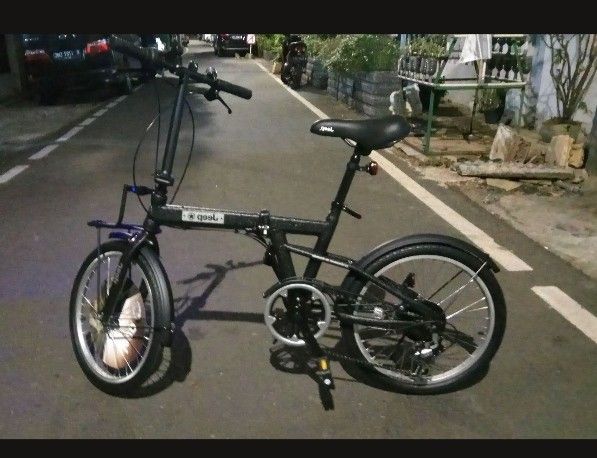 Jeep FDB20G folding bike ( sepeda lipat ), Olah Raga, Sepeda di Carousell Jeep FDB20G folding bike ( sepeda lipat ), Olah Raga, Sepeda di Carousell