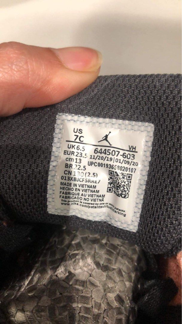 Jordan midi 7c, Babies & Kids, Babies & Kids Fashion on Carousell