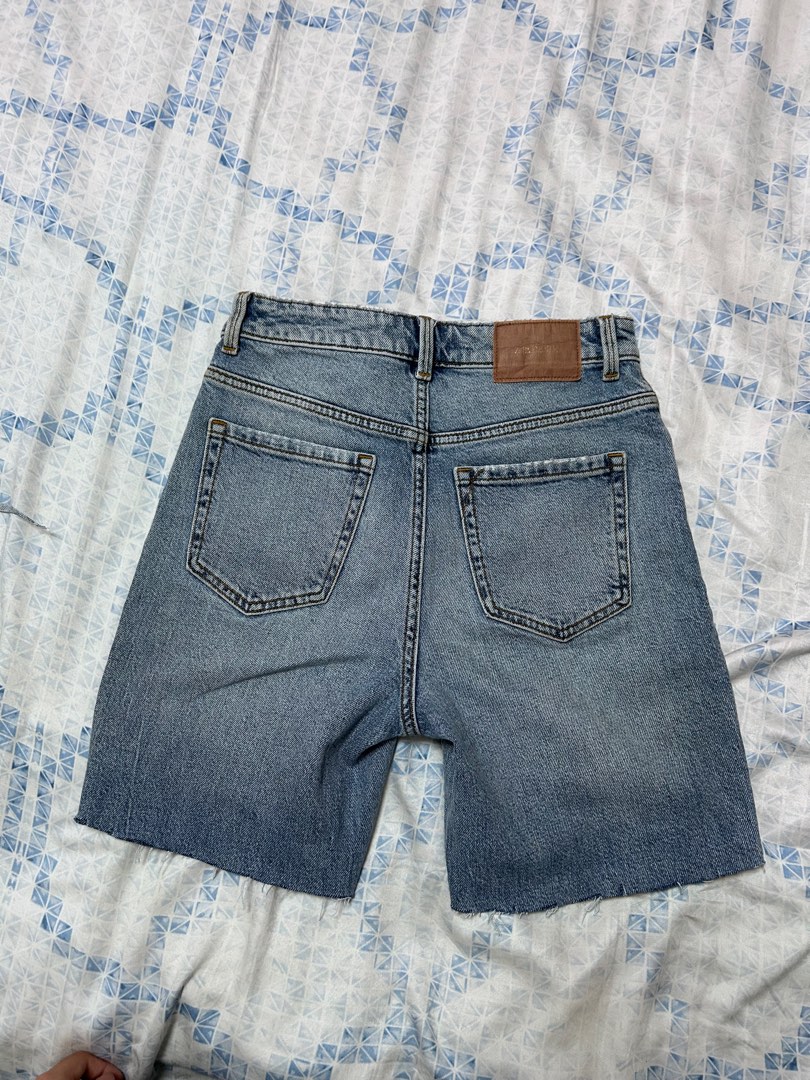 jorts, Women's Fashion, Bottoms, Jeans & Leggings on Carousell