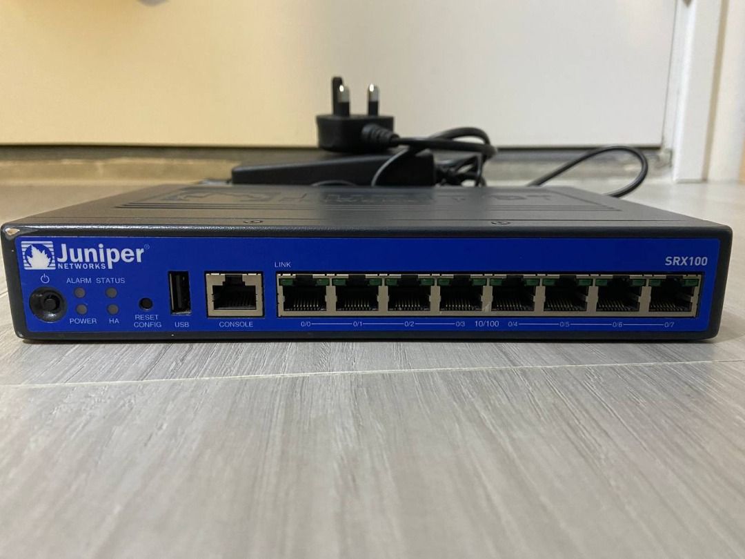 Juniper SRX100 firewall switch 路由器, 電腦＆科技, 商務用科技產品 - Carousell