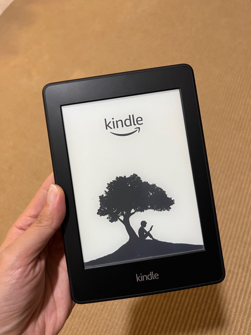 Kindle Paperwhite Gen 6, Mobile Phones & Gadgets, E-Readers on Carousell