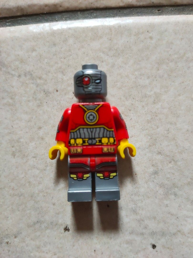 Lego deadshot, Hobbies & Toys, Toys & Games on Carousell