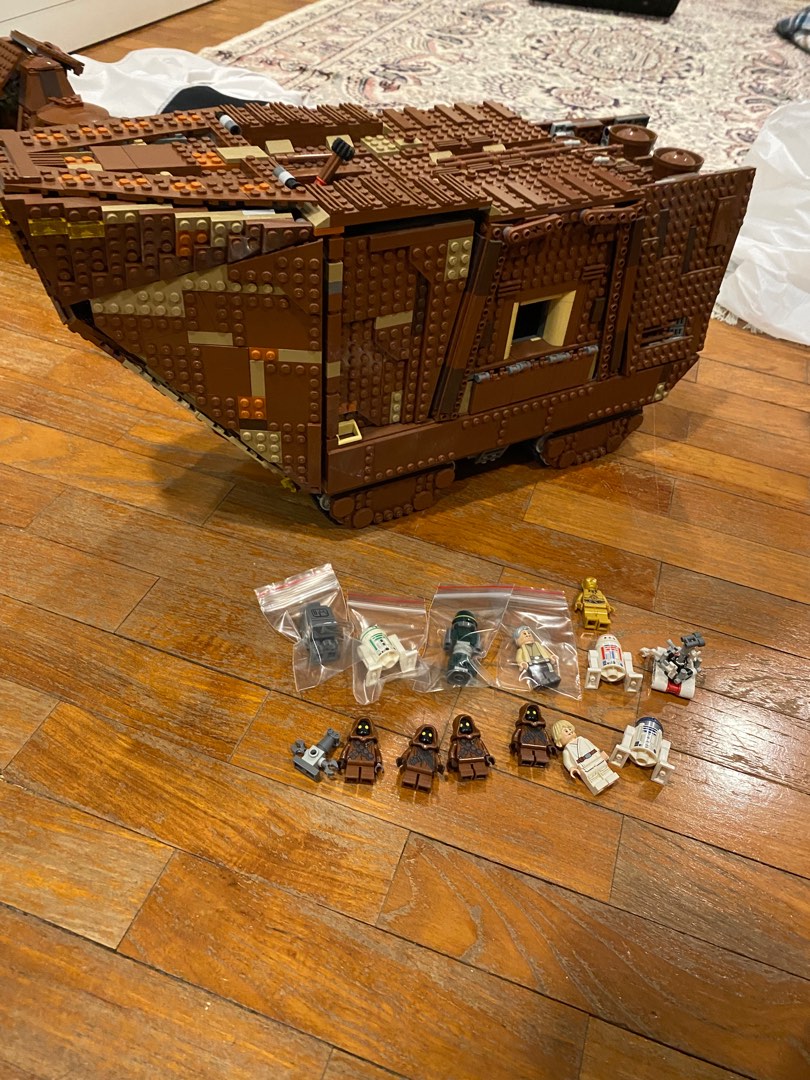 Lego Star Wars UCS Sandcrawler, Hobbies & Toys, Toys & Games on Carousell