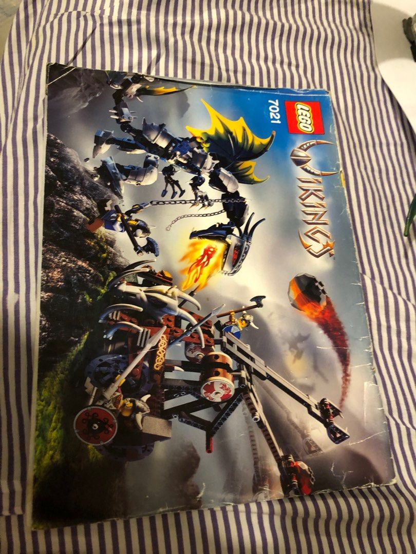 Lego Viking Double Catapult vs. the Armored Ofnir Dragon, 興趣及遊戲, 玩具 ...