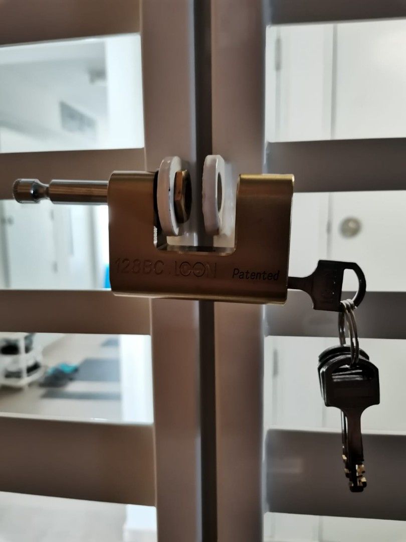 Loon hdb lock, Furniture & Home Living, Security & Locks, Locks, Doors ...