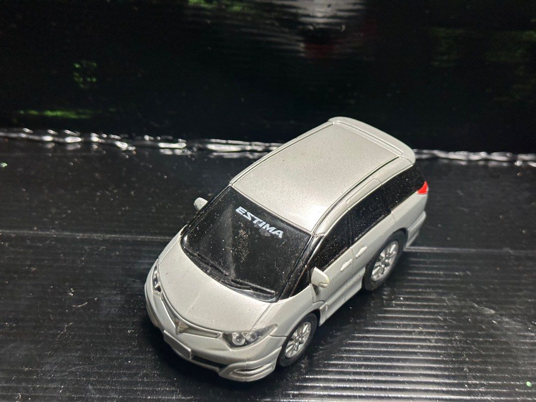 Maruka Toyota Estima, Hobbies & Toys, Toys & Games on Carousell
