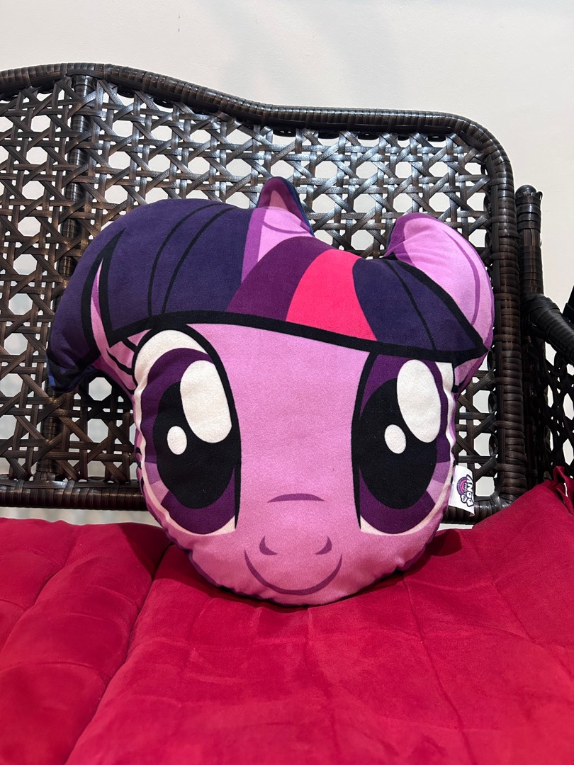my little pony pillow, Hobbies & Toys, Toys & Games on Carousell