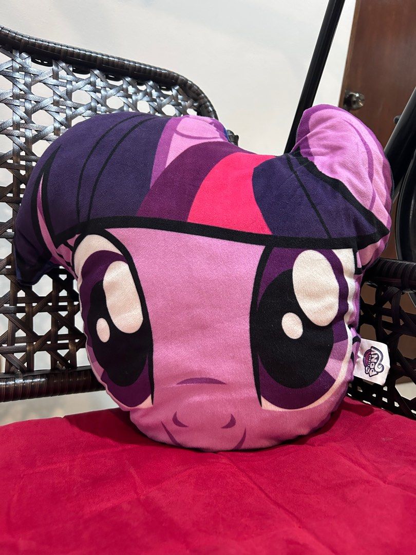 my little pony pillow, Hobbies & Toys, Toys & Games on Carousell