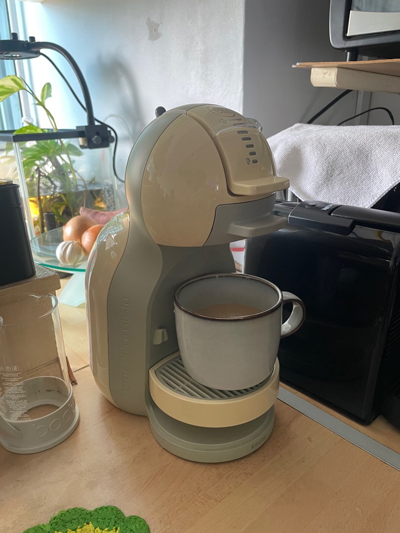 Nespresso Dolce Gusto Coffee Machine, TV & Home Appliances, Kitchen ...