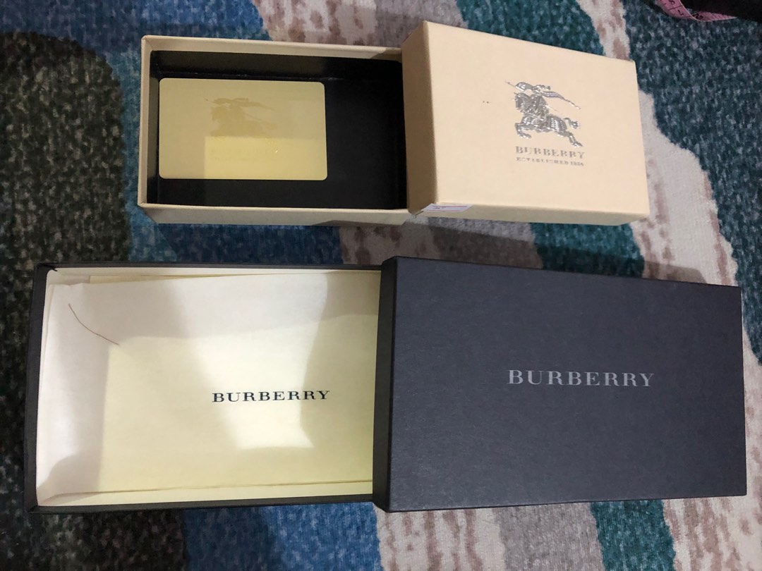 Original Burberry Box, Luxury, Bags & Wallets on Carousell