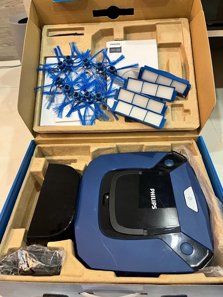 Philips SmartPro Easy Robot Vacuum Cleaner, TV & Home Appliances ...