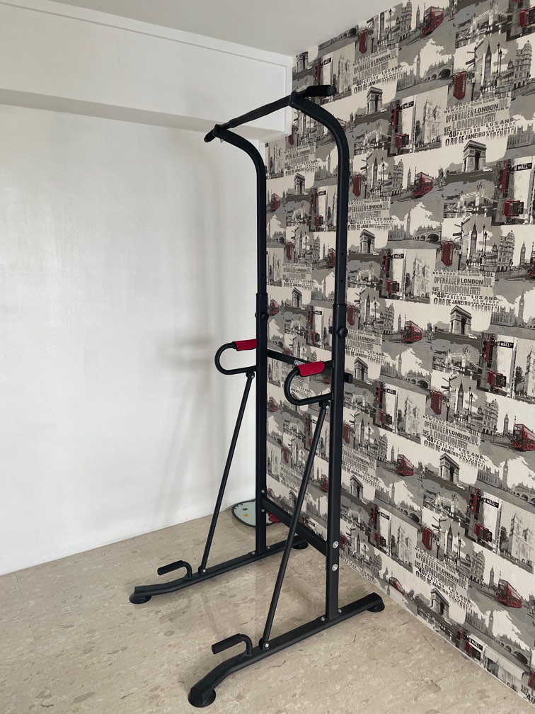 Pull up station for home, Sports Equipment, Exercise & Fitness, Cardio ...