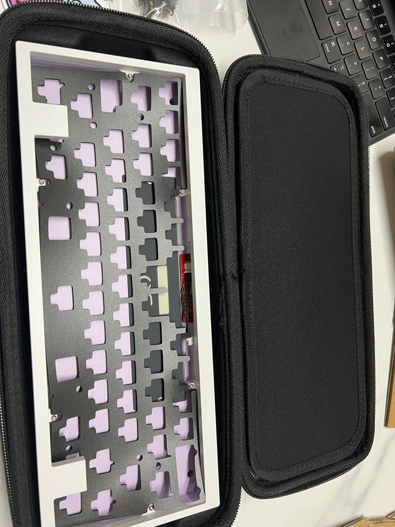 QK60 R2 GMK Hennessey fully built Gateron Pure berry (can nego), Computers & Tech, Parts ...