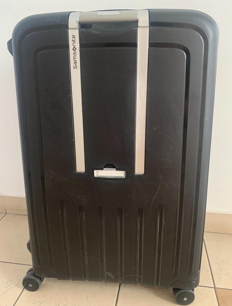 Samsonite Spinner 81/30, Hobbies & Toys, Travel, Luggage on Carousell