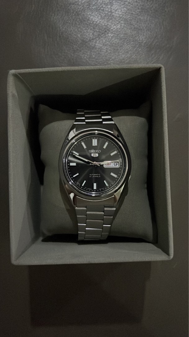 Seiko 5 SNXS79J1 (BNIB), Luxury, Watches on Carousell