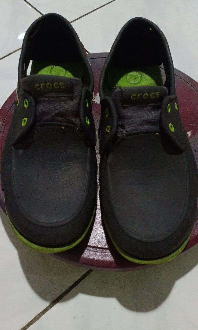 Sepatu crocs beach line boat shoe uk 10, Fesyen Pria, Sepatu , Sepatu Formal di Carousell