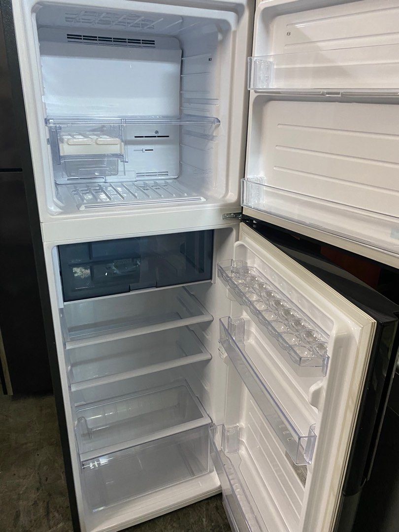 Sharp 317l 2 door fridge / refrigerator, TV & Home Appliances, Kitchen ...