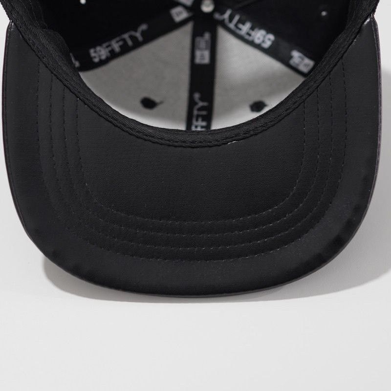 SNAPBACK CAP BATMAN NEW ERA FULL BLACK, Men's Fashion, Watches ...