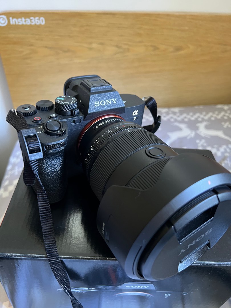 Sony A7 IV A74 + FE 24-70 GM II, 攝影器材, 相機 - Carousell