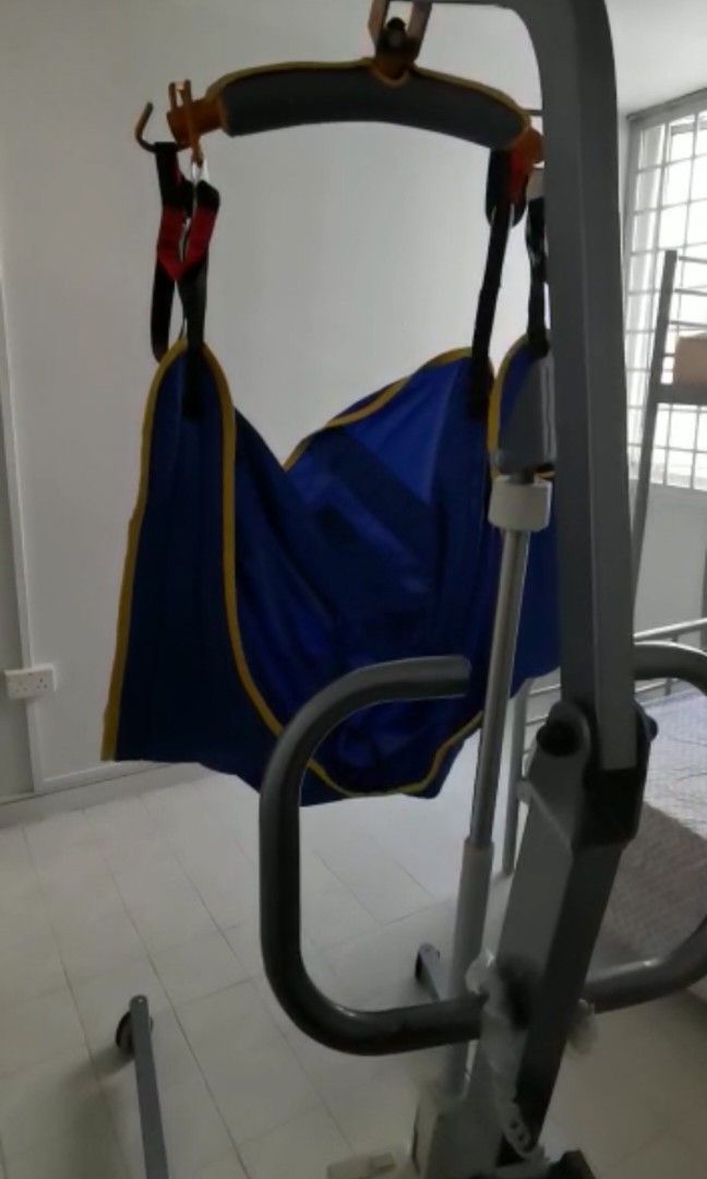 Sunlift 150E Motorised Patient Hoist, Health & Nutrition, Assistive ...