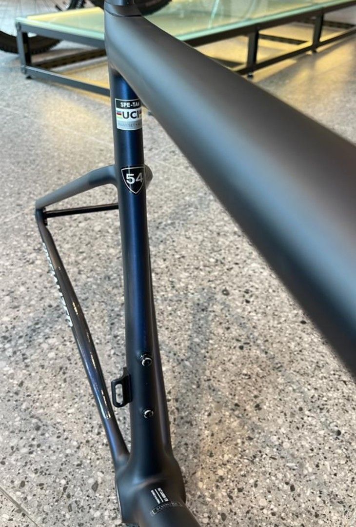 S-Works Tarmac SL8 2023 frameset Satin carbon cyan blue, Sports ...