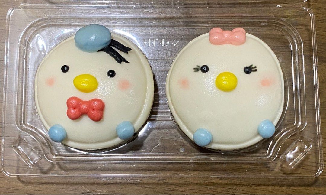 Ready stock Tsum Donald Duck and Daisy Steamed bun / Mantou, Food ...