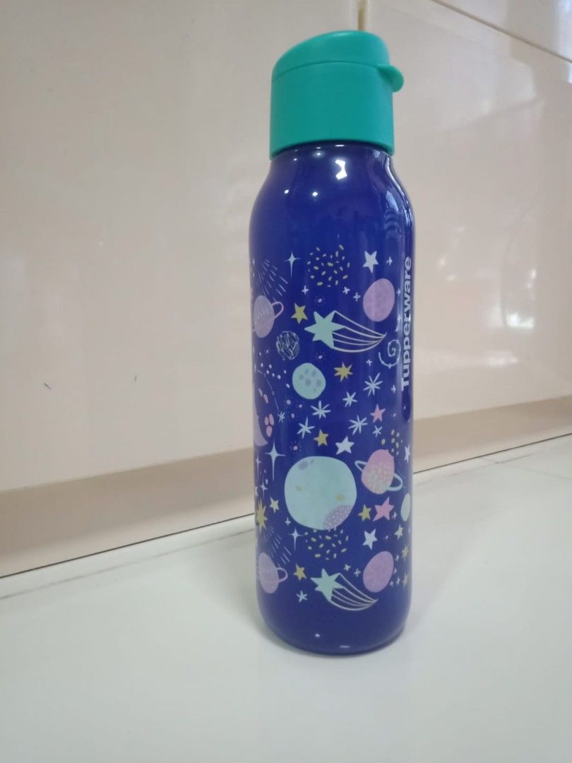 Tupperware water bottle, Furniture & Home Living, Kitchenware ...