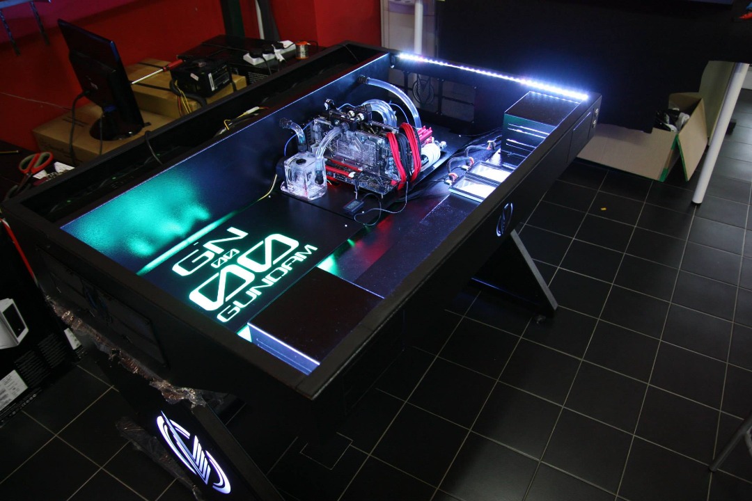 Ultra Rare Vector Desk (Non-mini) Showcase Custom PC Case (Gaming Table ...