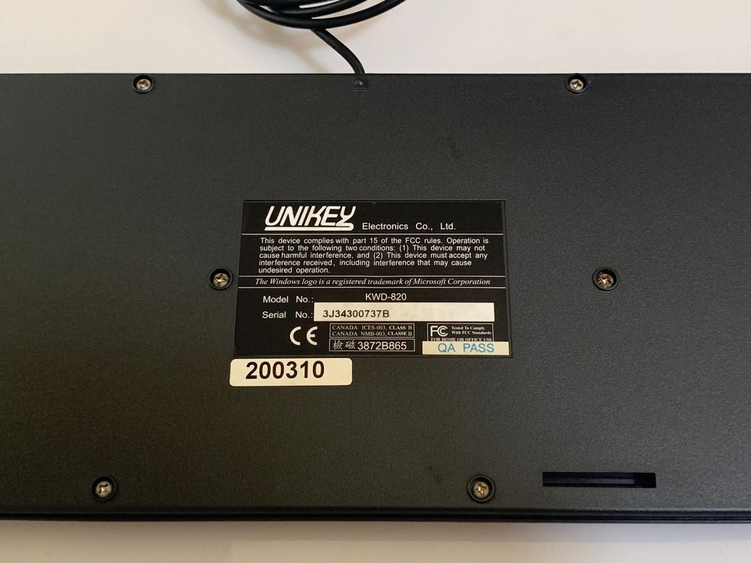 UNIKEY Black Computer PS2 Keyboard (KWD-820), Computers & Tech, Parts ...