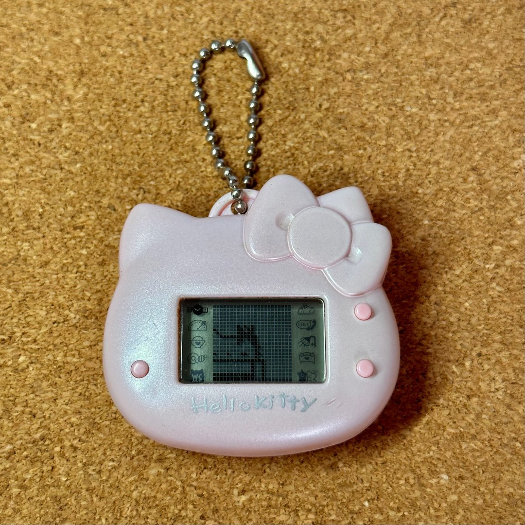 Vintage 1997 Yujin Sanrio Hello Kitty Virtual Pet (Tamagotchi) battery not included - Php 950 ...
