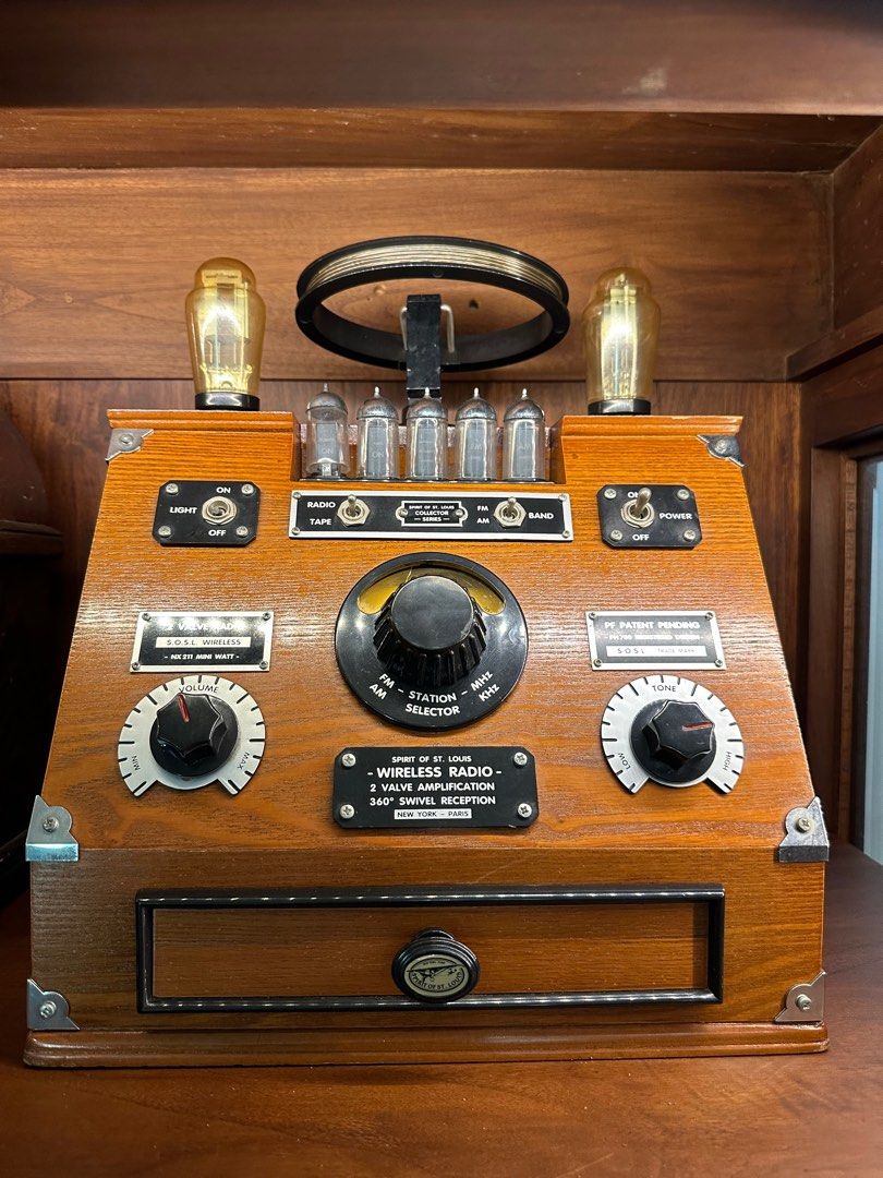 Vintage Radio, Hobbies & Toys, Music & Media, Musical Instruments on ...