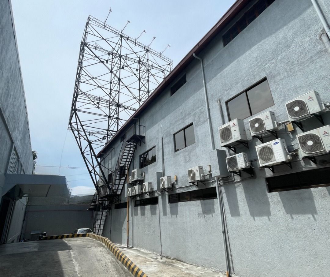 West Service Road Parañaque Office Warehouse for Sale, Property, For ...