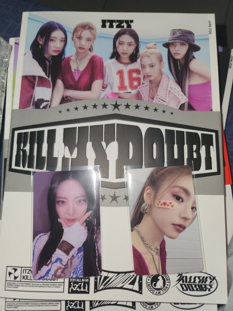 WTT ITZY KMD Pc Yuna & Yeji, Hobbies & Toys, Memorabilia & Collectibles, K-Wave on Carousell