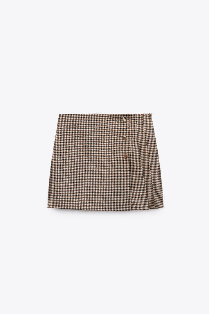 Zara check mini skort on Carousell