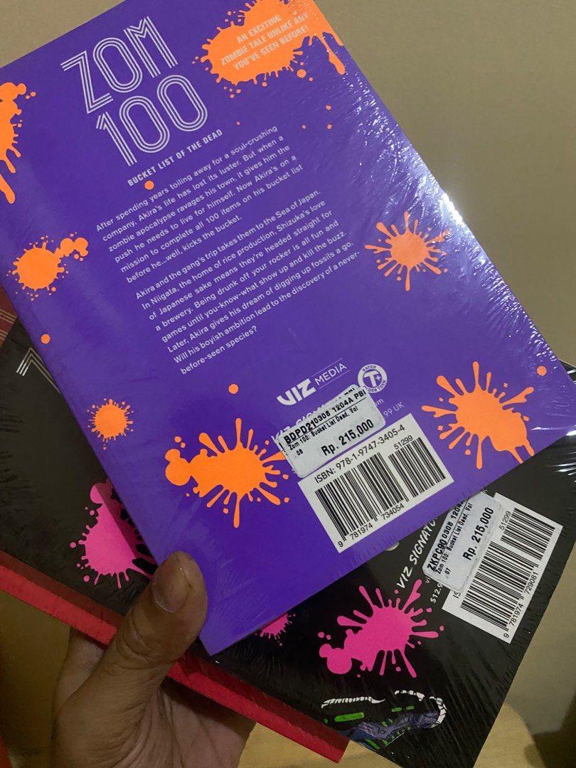 Zom 100 Bucket List of The Dead Volume 1 - 8, Buku & Alat Tulis, Komik dan Manga di Carousell